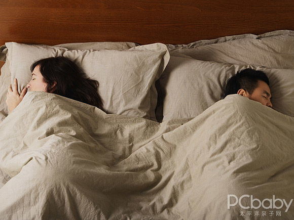 明星夫妻靠“分房睡”维持感情,这样的婚姻好不好? 学龄前 育儿 太平洋亲子网